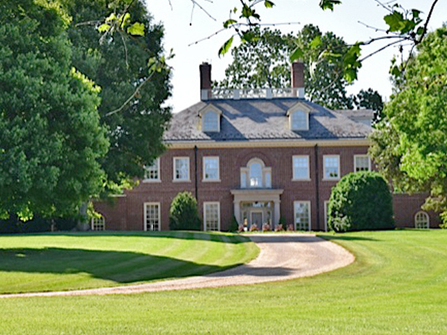 Huntley Hall – North American Country Estates